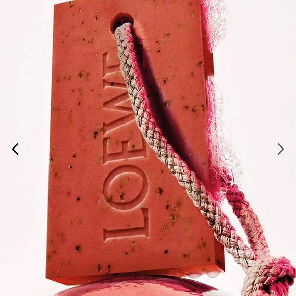 Loewe | Bath & Body | Loewe Tomate Leaves Scented Soap | Poshmark